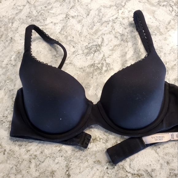 Victoria's Secret | Intimates & Sleepwear | 32 D Body By Victoria Demi ...